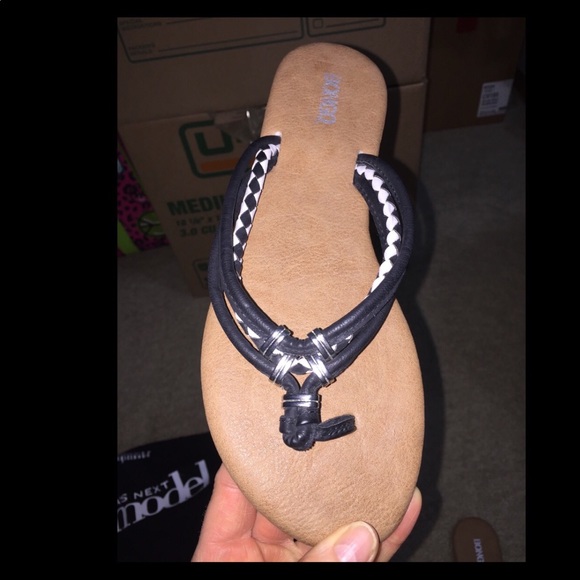 BONGO | Shoes | Bongo Sandals | Poshmark